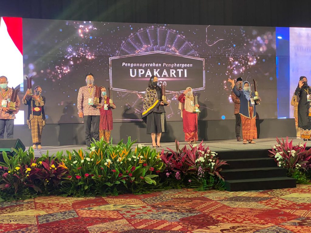 Danliris Homepage - Textile & Garment Manufacturer